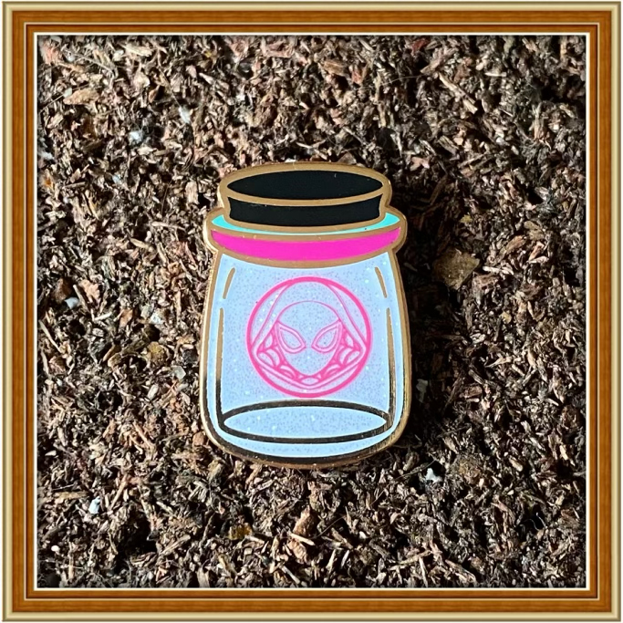 Dream Jar - Spider Gwen - mini-pin - Studio Min Bin Bin